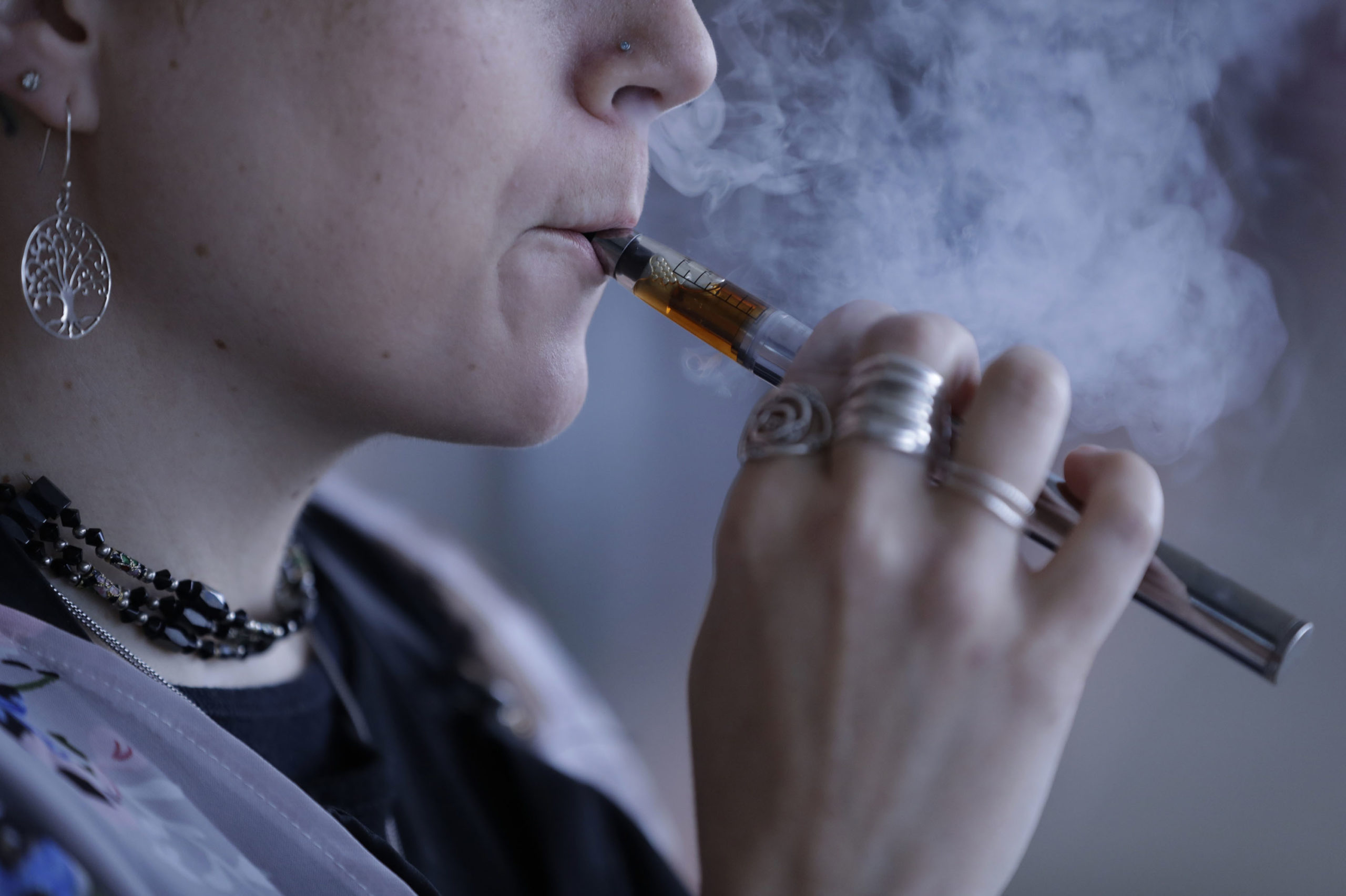 Depression, anxiety symptoms linked to vaping nicotine and THC in teens ...