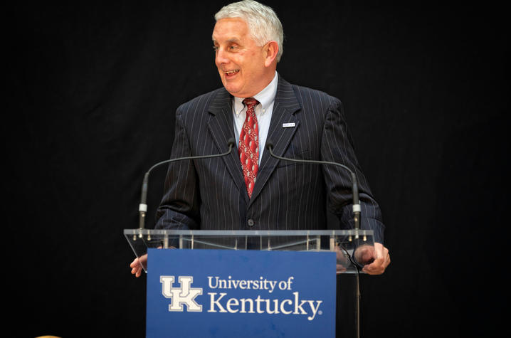 UK's Carl Nathe to be inducted into Kentucky Broadcasters Hall of Fame ...