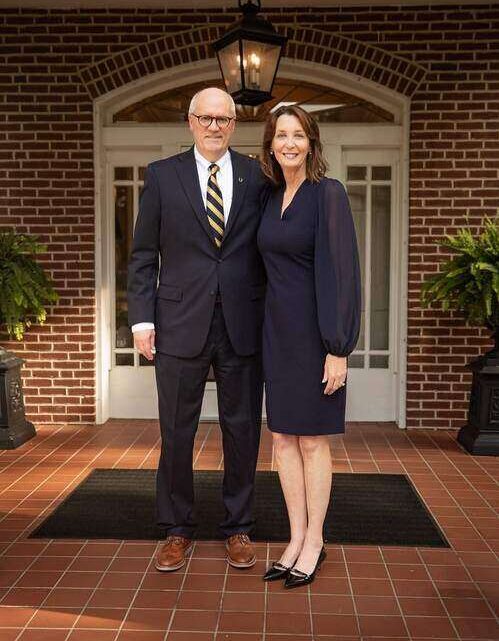 Dr. Jackson announces his retirement from Murray St. - Lane Report ...