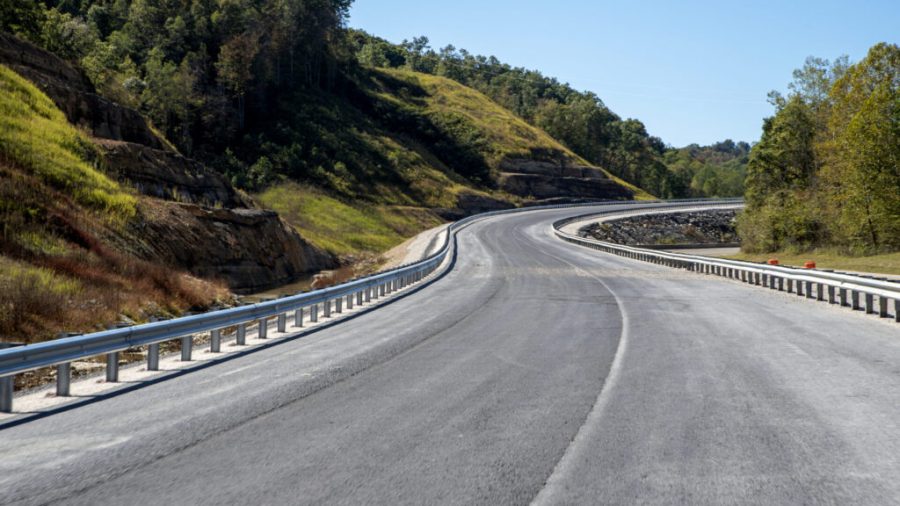 $116M federal grant to accelerate Mountain Parkway completion - Lane ...