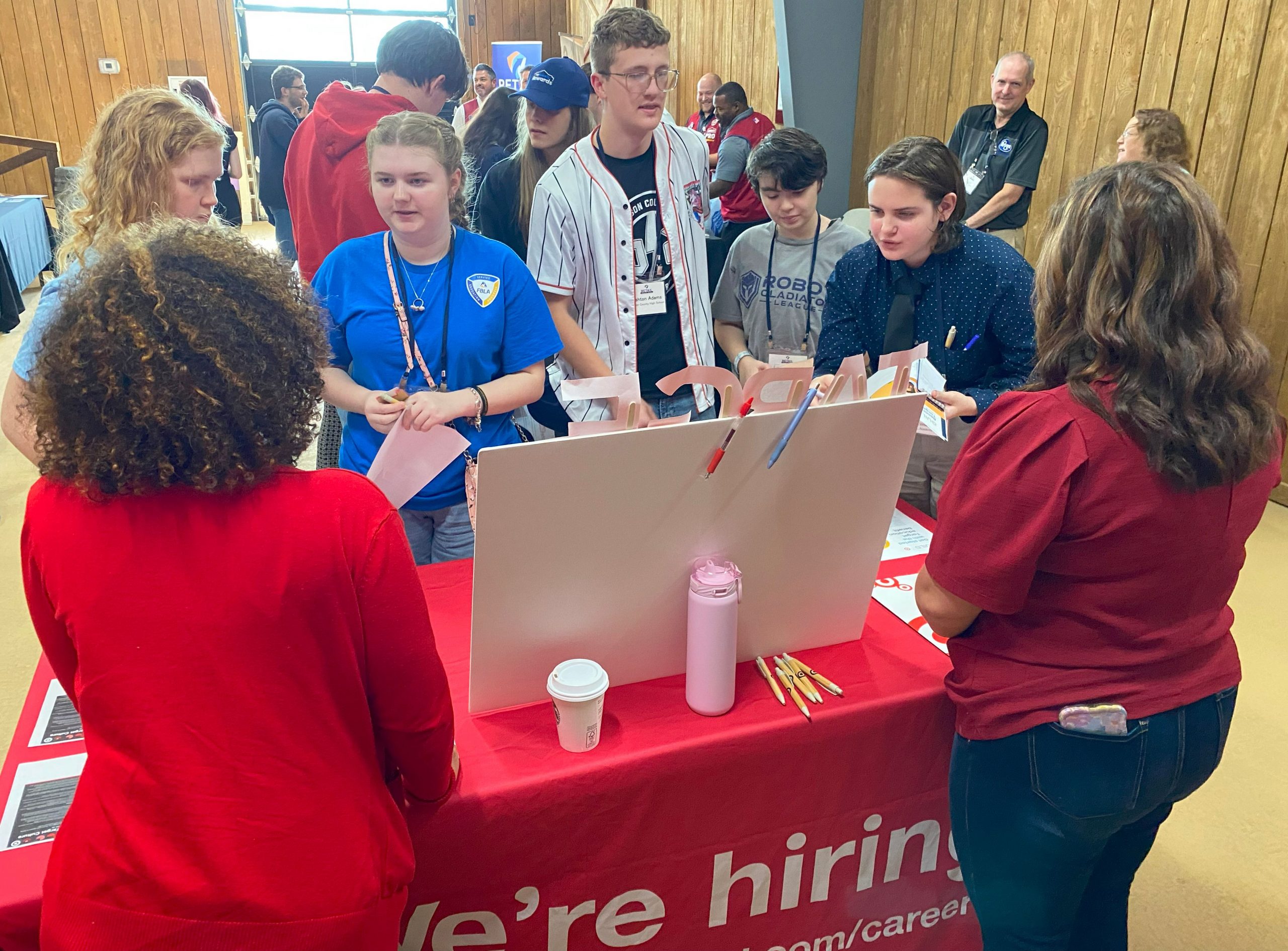 Ky. Retail Institute hosts 120 entrepreneurial minded students - Lane ...