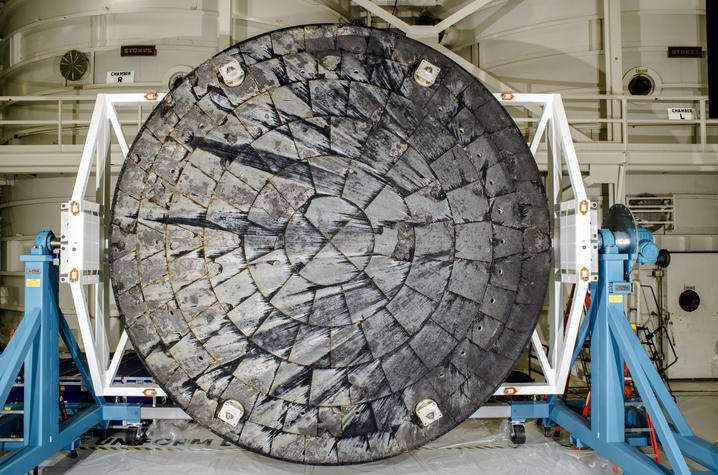 UK engineers help NASA improve heat shield for 1st crewed Moon mission ...