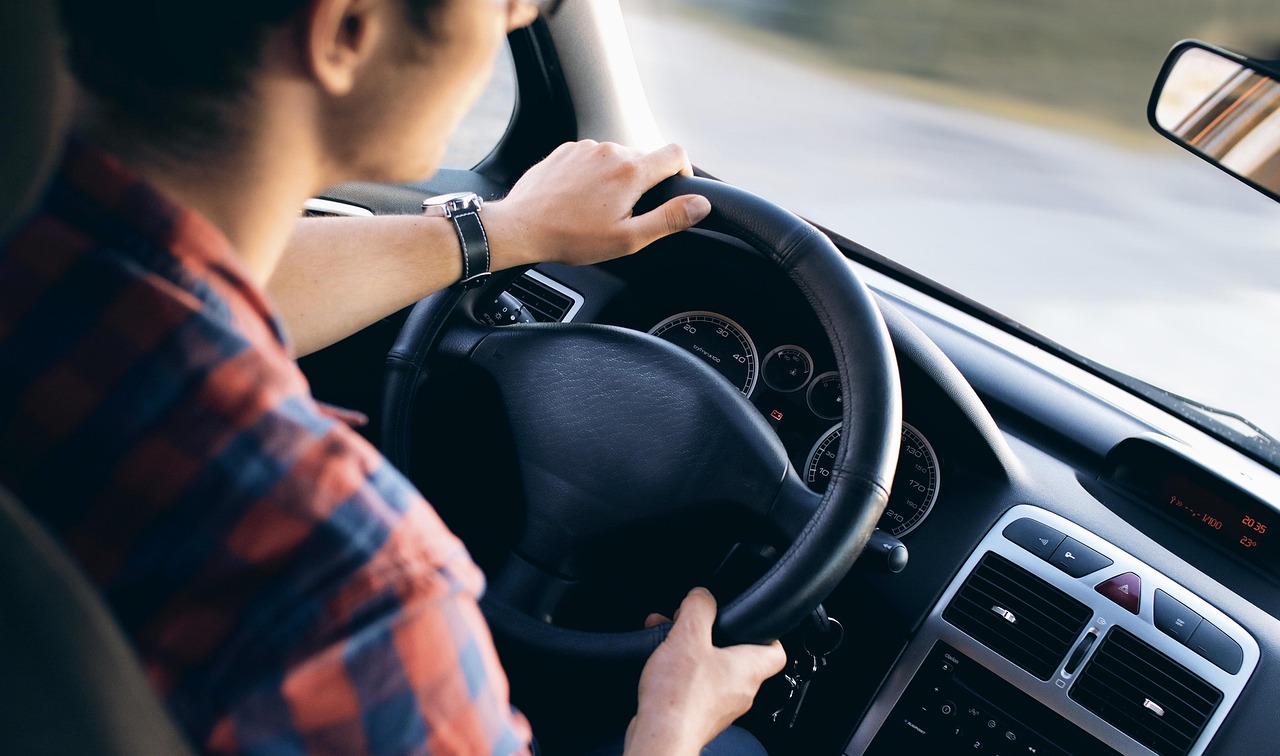 Measure to lower driver’s instruction permit age to 15 heads to ...