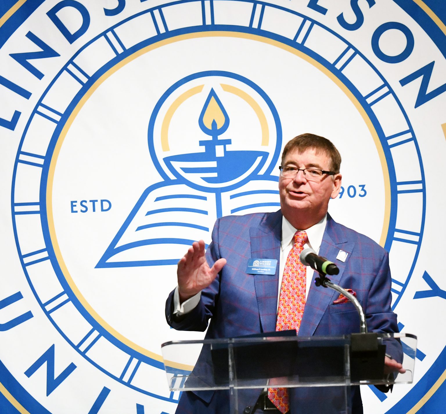 Lindsey Wilson community celebrates 'incredibly historic day' - Lane ...
