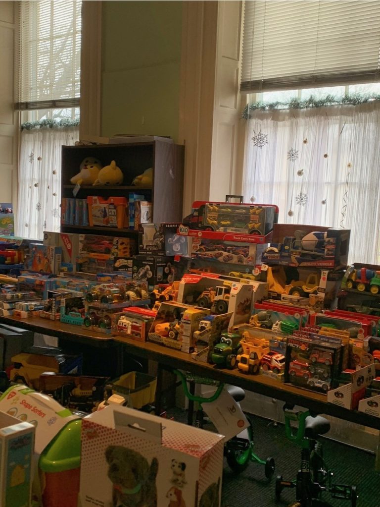 The Nest’s Reindeer Express returns to deliver holiday magic for local ...